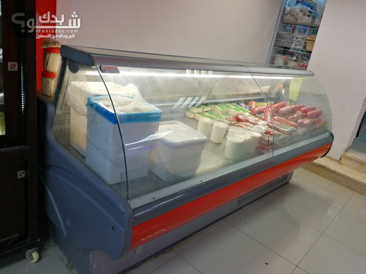 ثلاجة عرض لحوم بحالة ممتازة مستعمله اشهر فقط شو بدك من فلسطين؟